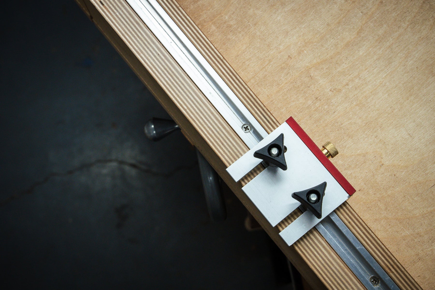 24" Universal T-Track with Screws