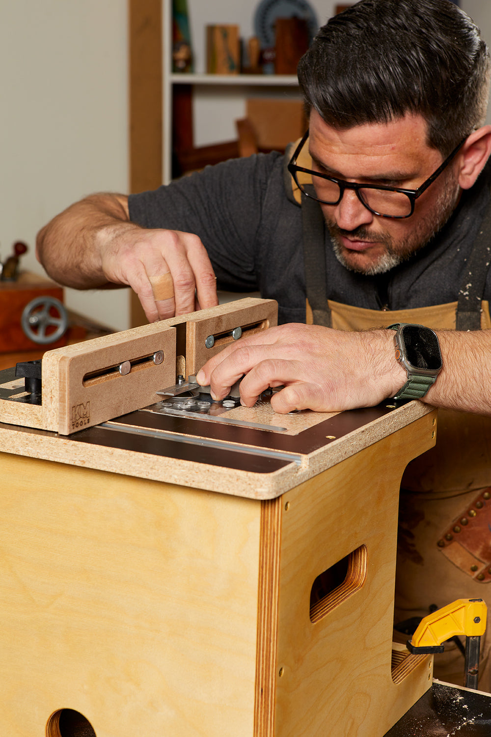 3X3 Custom 6-in-1 Universal Trim Router Jig + KM Tools Benchtop Router